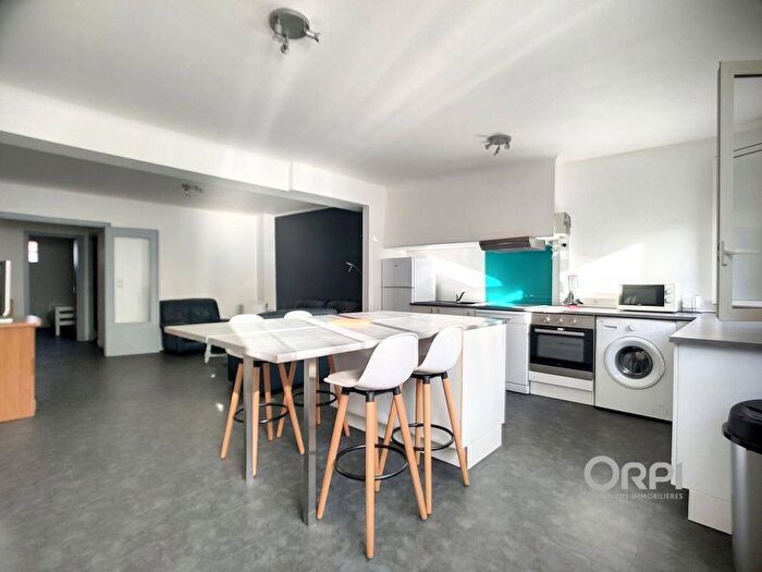 Appartement 1 pièce à Vinça, à louer
