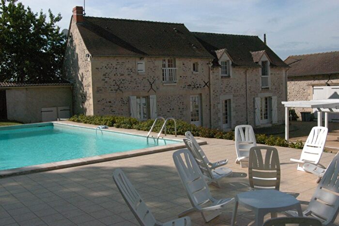 Maison à vendre - Mondion - 19 pièces - 11 chambres