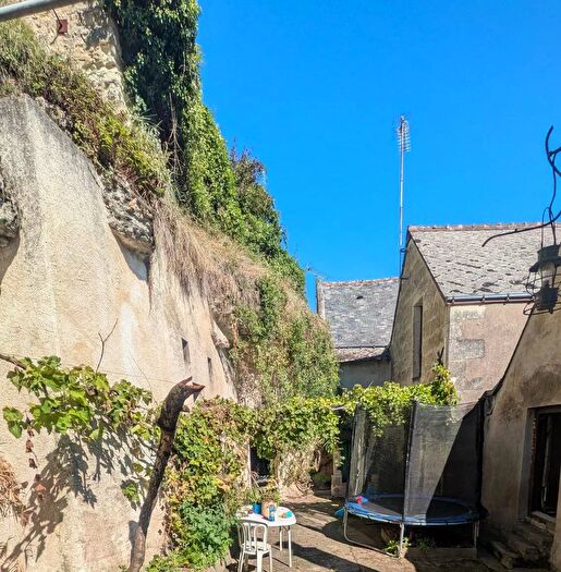 Saint-Étienne-de-Chigny : Maison 7 pièces à vendre