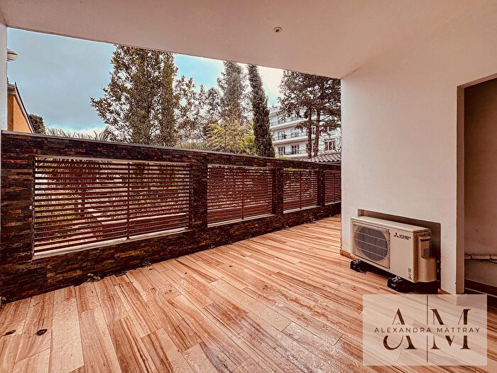 Appartement à louer - Bordeaux, Parc Bordelais - 3 pièces - 2 chambres