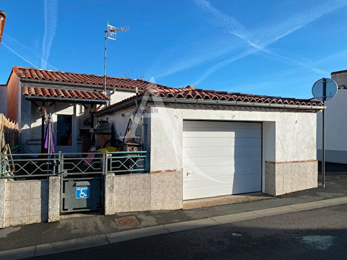Maisons à vendre et appartements à louer - 1