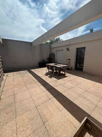 Appartement à louer - Croix de Poumeyrac, Béziers - 2 pièces - 1 chambre