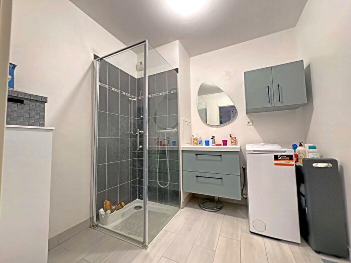 Appartement 3 pièces à louer à Reims, Barbâtre