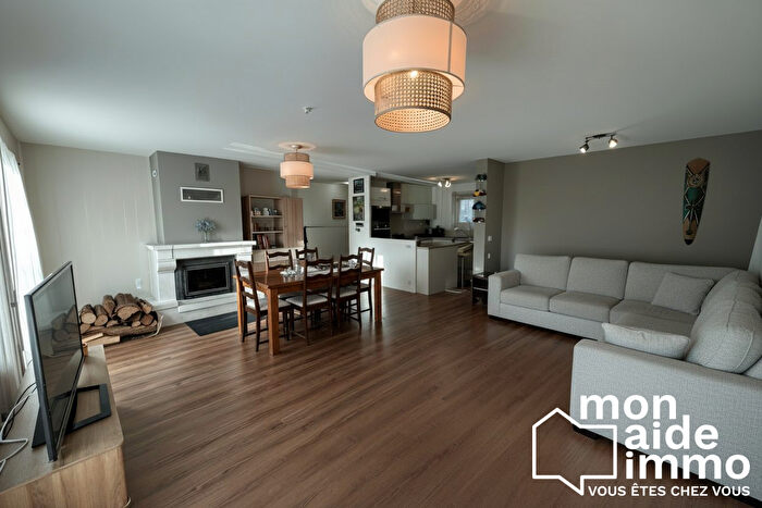 Maison à vendre - Coutras - 4 pièces - 3 chambres