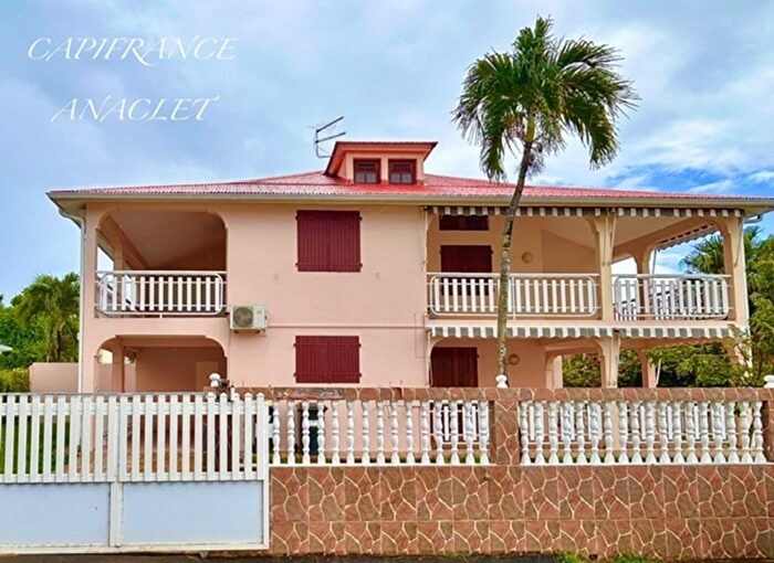 Maison à louer - Le Lamentin - 7 pièces - 3 chambres