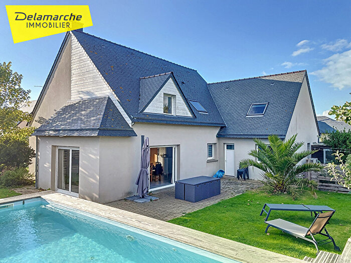 Maison à vendre - Agon-Coutainville - 6 pièces - 5 chambres