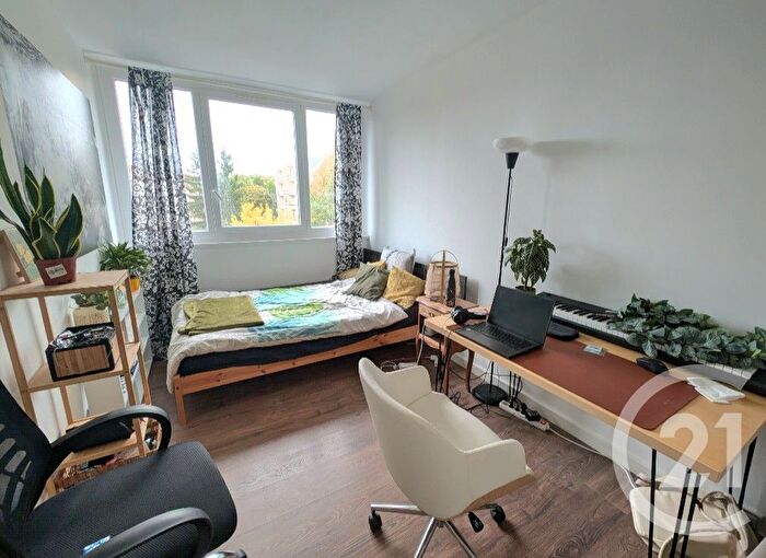 Massy, Centre-ville - Appartement 1 pièce à louer