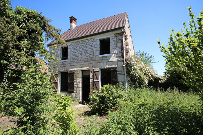 Thiverny : Maison 3 pièces à vendre
