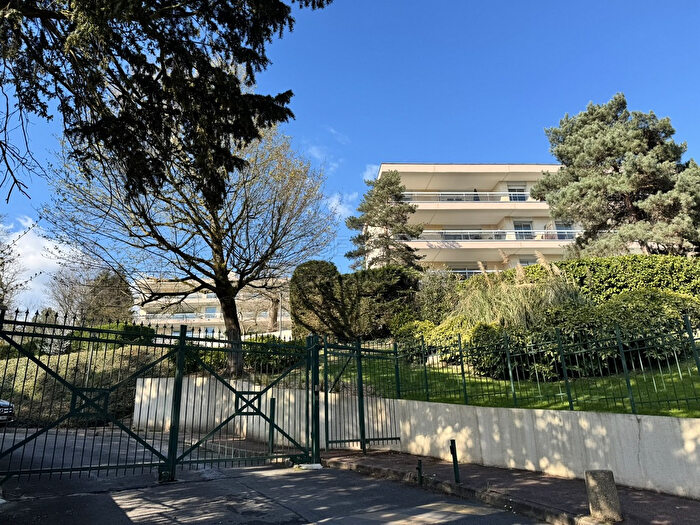 Appartement à vendre - Montmorency, Centre Montmorency - 2 pièces - 1 chambre