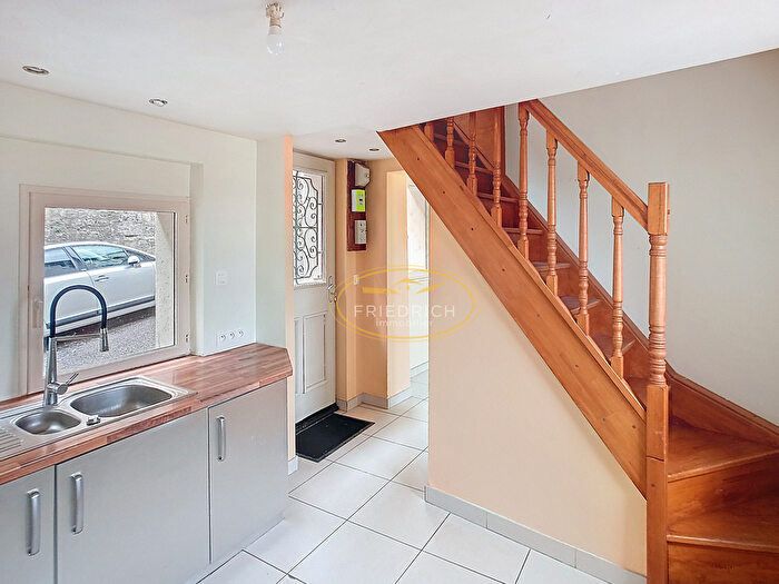 Maison à louer - Bar-le-Duc, Ville-Haute - 4 pièces - 2 chambres