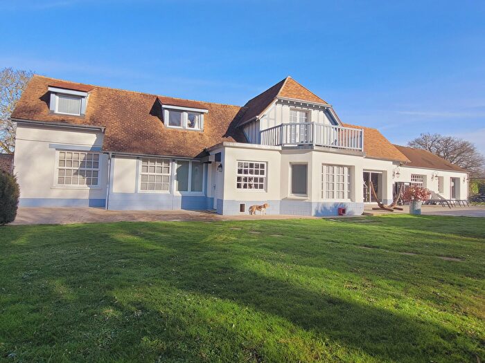 Maison à vendre - Vironvay - 8 pièces - 6 chambres