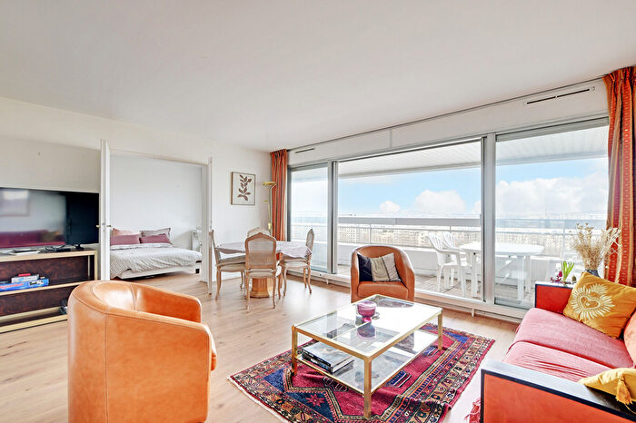 Appartement à vendre - Paris e , Citroën, Boucicaut - 2 pièces - 1 chambre