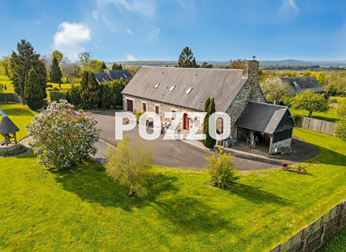 Maison 8 pièces à vendre - Vire, Bourg de Neuville, La Planche