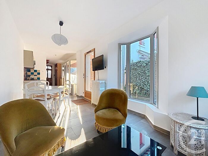 Maison à louer - Orléans, La Madeleine, Saint-Laurent - 3 pièces - 2 chambres