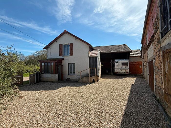 Maison 3 pièces à vendre à Châteaumeillant