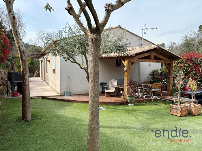 Maison à vendre - Le Thoronet - 5 pièces - 4 chambres