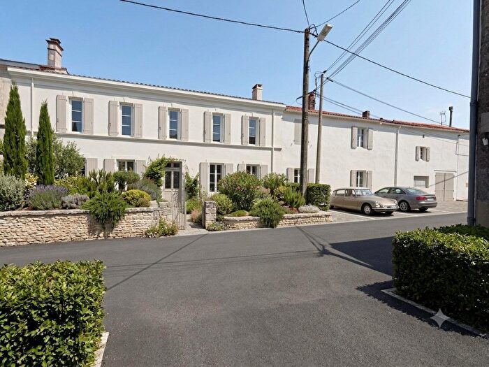 Maison 9 pièces à vendre - Chambon