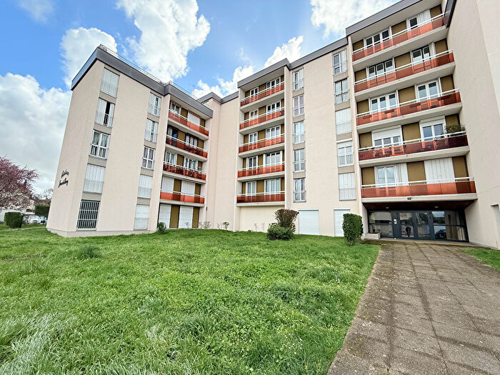 Appartement à vendre - Bourges, Chancellerie, Gibjoncs, Moulon - 1 pièce