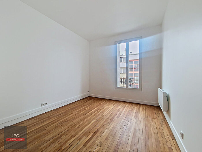 Appartement 2 pièces à Clichy, République, Victor Hugo, à louer