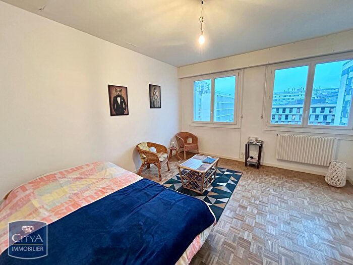 Appartement à louer - Le Mans, République, Jacobins - 1 pièce