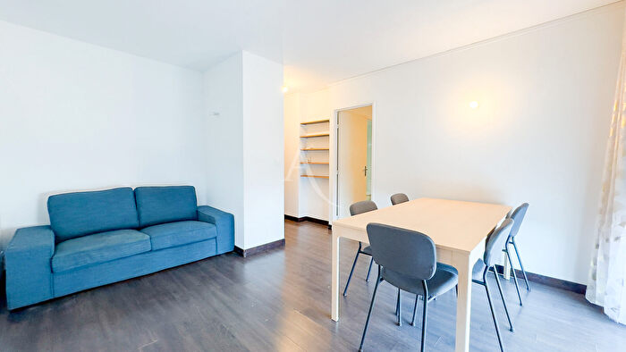 Montgeron, Saint-Hubert, Plateau, Chalandray : Appartement 2 pièces à vendre
