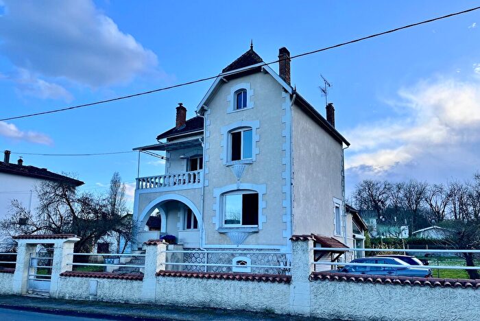 Maison à vendre - Miramont-de-Guyenne - 7 pièces - 4 chambres