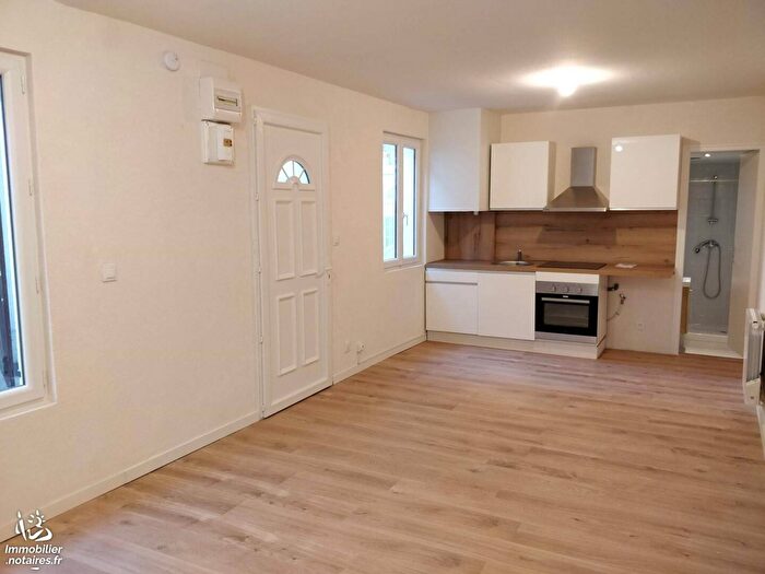 Appartement à louer - Oyonnax - 2 pièces - 1 chambre