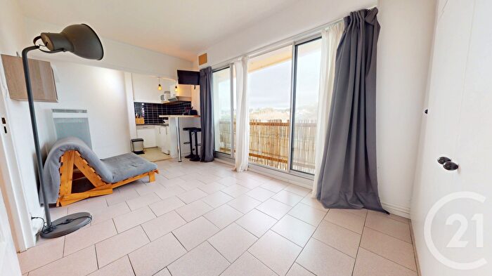 Appartement à vendre - Biarritz, Milady, Colline, Beaurivage - 1 pièce