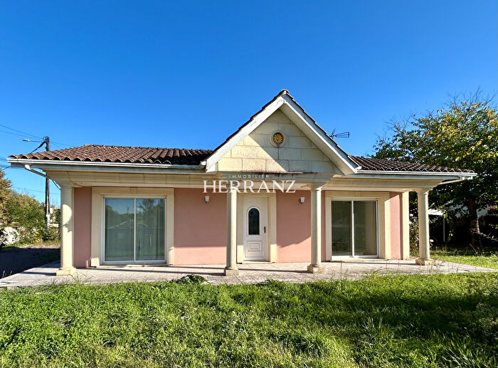 Maison à vendre - Saint-Denis-de-Pile - 3 pièces - 2 chambres