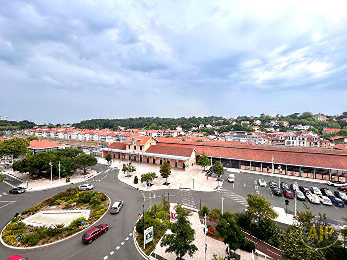 Appartement à vendre - Arcachon, Centre-ville, La Chapelle, Gare - 4 pièces