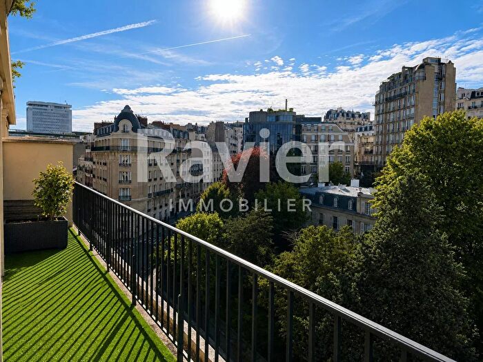 Paris 16ème, Passy, Maison de la Radio, Muette-Sud : Appartement 1 pièce à vendre