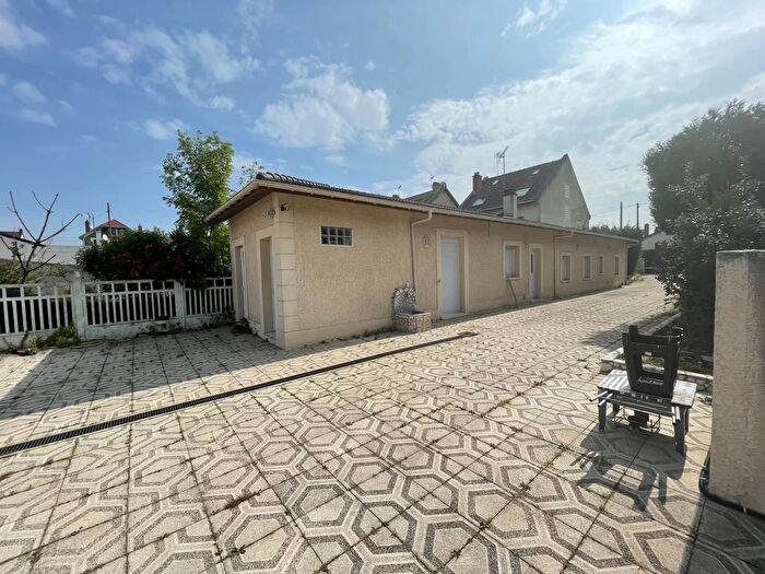 Livry-Gargan, L'Abbaye : Maison 3 pièces à vendre
