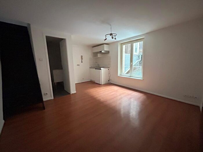 Appartement à louer - Nancy, Ville vieille, Léopold - 1 pièce - 1 chambre
