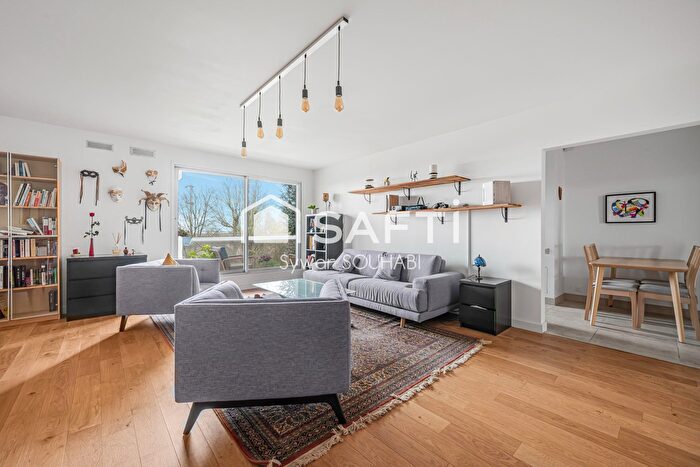 Appartement 4 pièces à vendre - Suresnes, Plateau Ouest