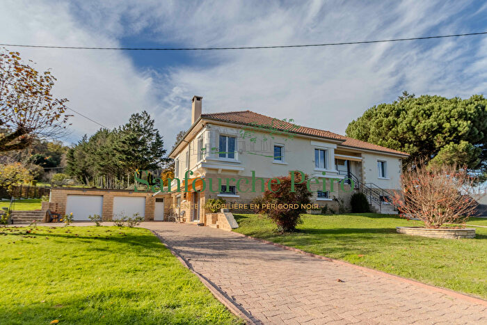Maison à vendre - Sarlat-la-Canéda - 8 pièces - 5 chambres