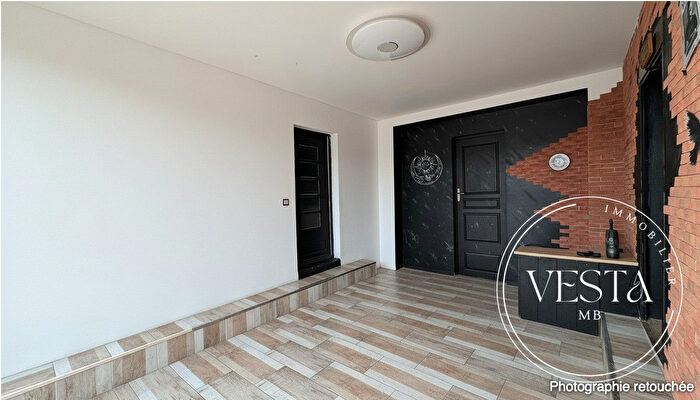 Maison à vendre - Étupes - 6 pièces - 3 chambres