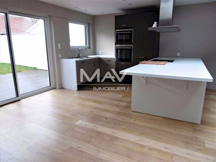 Maison 6 pièces à Centre-rue de Londres, Mouvaux, à louer