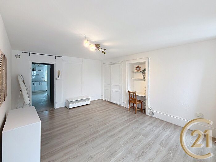 Appartement 1 pièce à vendre - Montbéliard, Centre-ville, Prairie, Batteries du Parc, Charmontet
