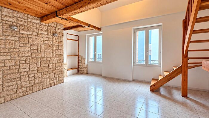 Appartement 3 pièces à Alès, Centre-ville, à louer