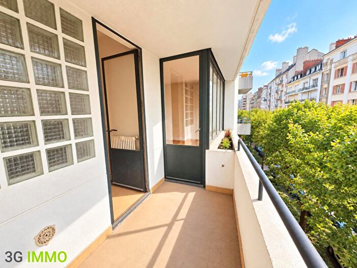 Appartement 4 pièces à Quartiers Centre, Saint-Hélier, Gare, à vendre