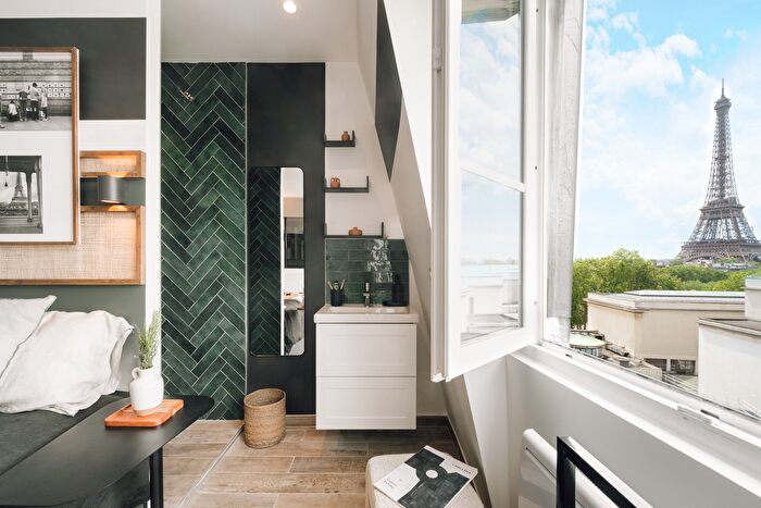 Appartement à louer - Paris e , Chaillot - 2 pièces - 1 chambre