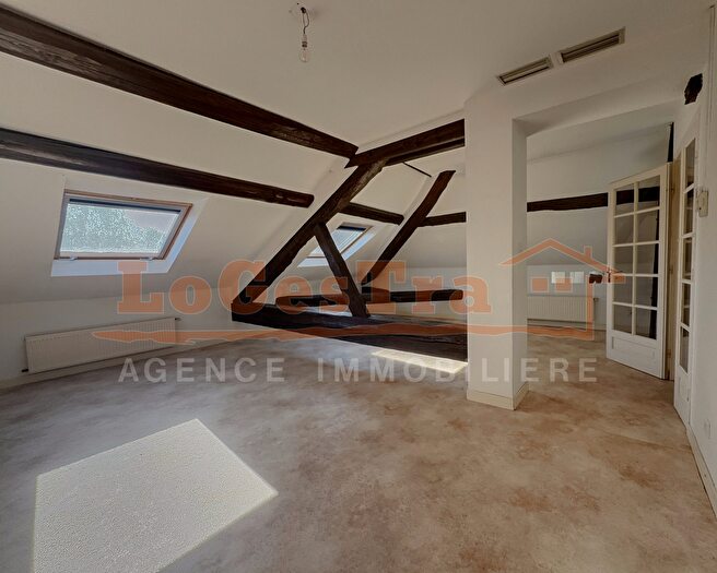 Appartement 3 pièces à Contrexéville, à vendre