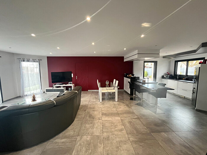 Maison 6 pièces à vendre - Ligné