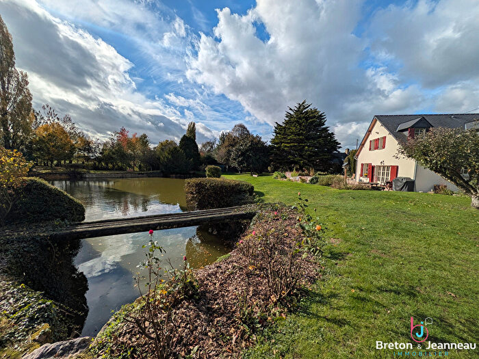 Maison à vendre - Sainte-Gemmes-le-Robert - 7 pièces - 4 chambres