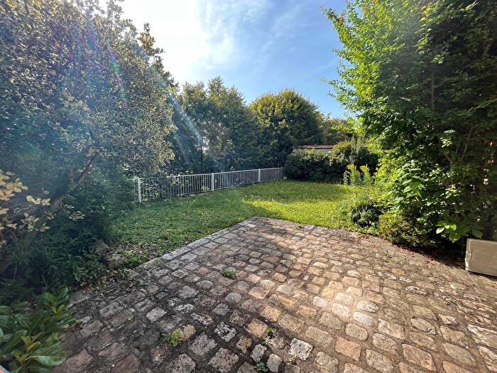 Maison à vendre - Pithiviers - 9 pièces - 6 chambres