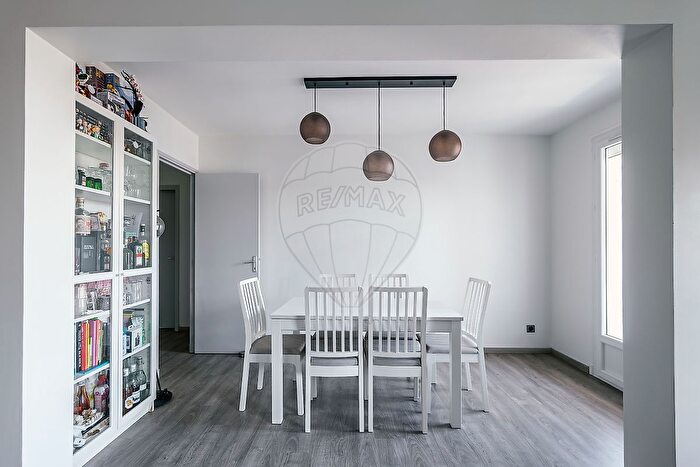 Vichy, Champ Capelet - Appartement 3 pièces à vendre