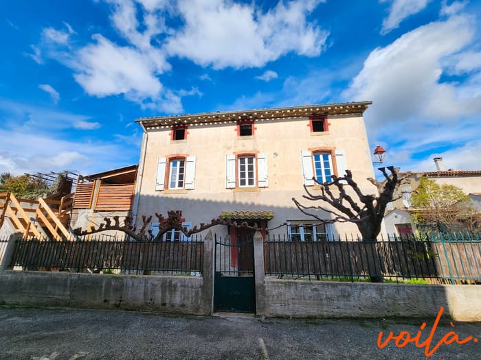 Maison 6 pièces à Verzeille, à vendre