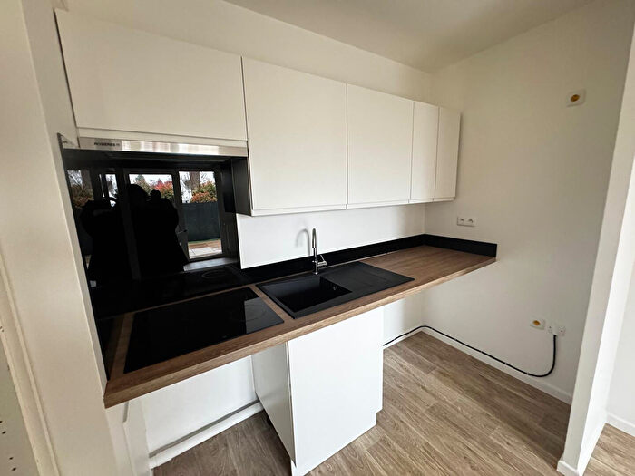 Appartement à vendre - Saint-Fargeau-Ponthierry - 2 pièces - 1 chambre