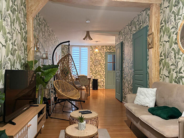 Appartement à louer - Troyes, Cathédrale - 3 pièces - 1 chambre