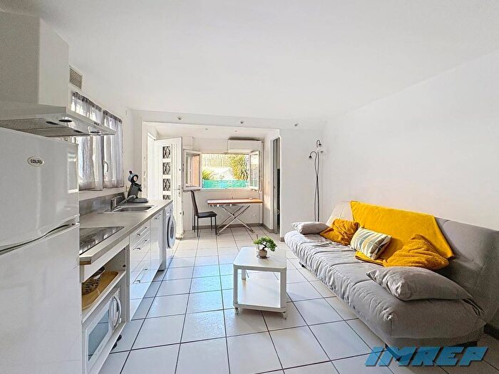 Le Redon, Marseille ème arrondissement : Maison 1 pièce à louer